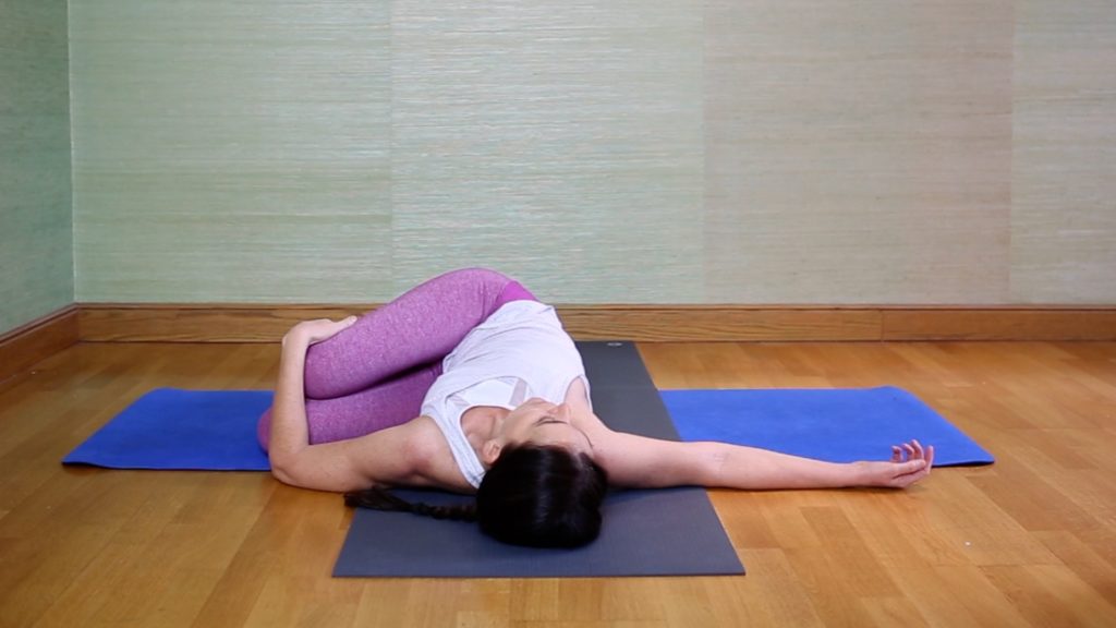 Comprendre et pratiquer les 3 principaux bandhas - YamYoga